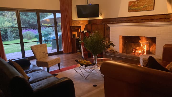 Family Suite The White House. 5 Pax Max/1 Bathroom - El Monte