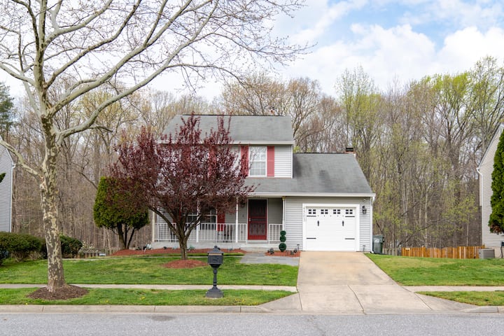 Home Away From Home Near Andrews & Nat. Harbor - Clinton, MD