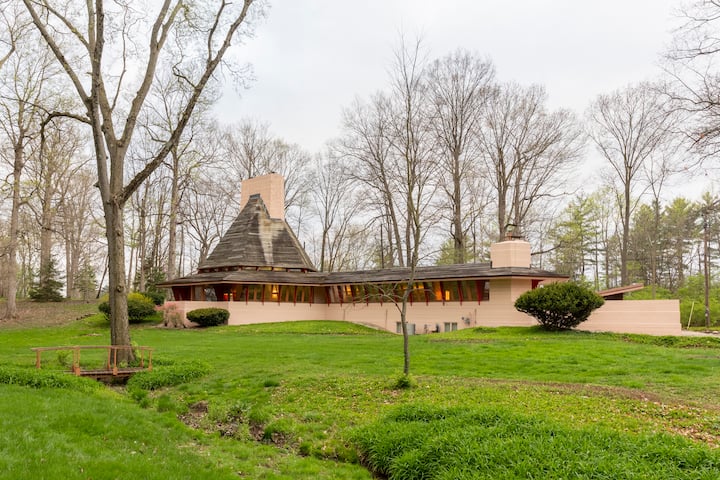 woodside Frank Lloyd Wright home - Houses for Rent in Marion, Indiana ...