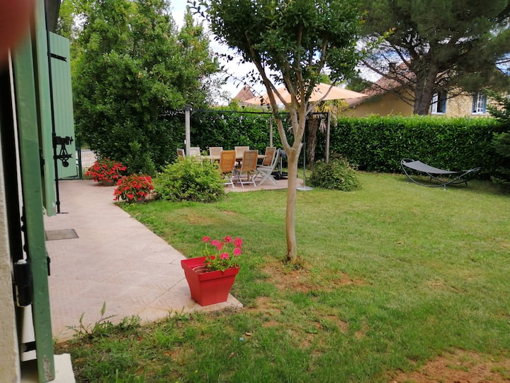 Gîte Les Lauriers Climatisé, Piscine Périgord Noir - Dordogne
