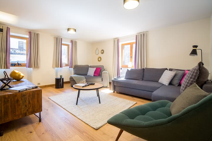 Chalet Etoile -Newly Refurbished Cosy Apartment - Morzine