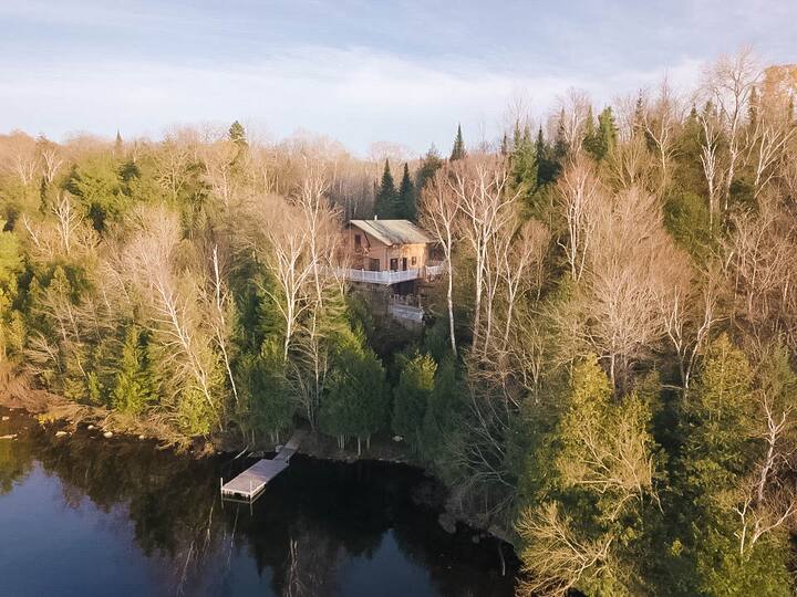 Le Yeol'deer - Parfaite Escapade Sur Le Lac Désert - Laurentides