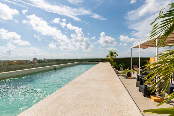 Departamento De Lujo Con Alberca Y Recepción. - Playa del Carmen