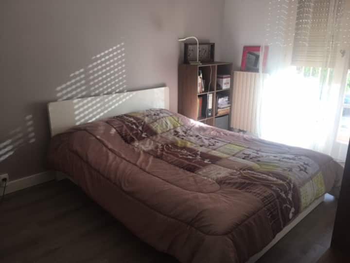 Chambre Agréable Au Calme Proche De Cannes - Mandelieu-la-Napoule