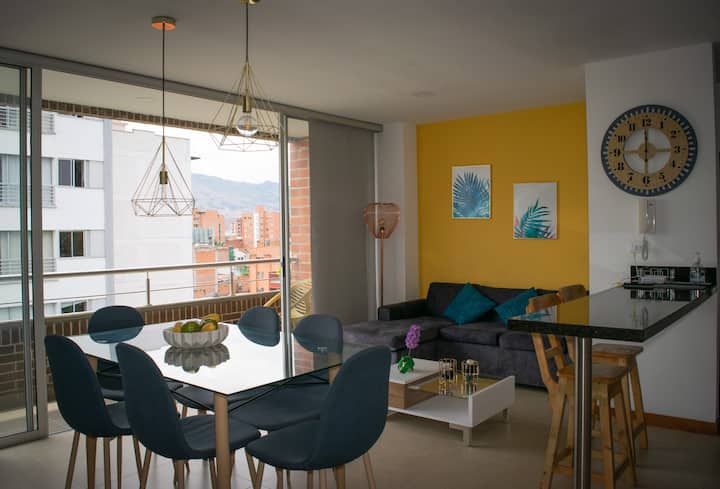 Great Location. Modern, Apartment For Seven People - Medellín