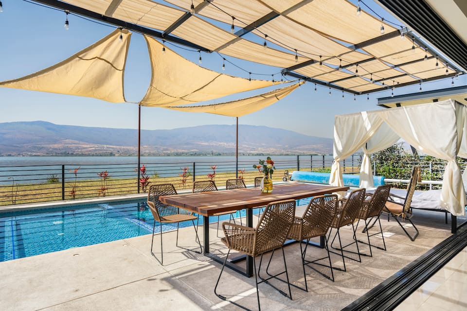 Cajititlán, México Vacation Rentals - Airbnb