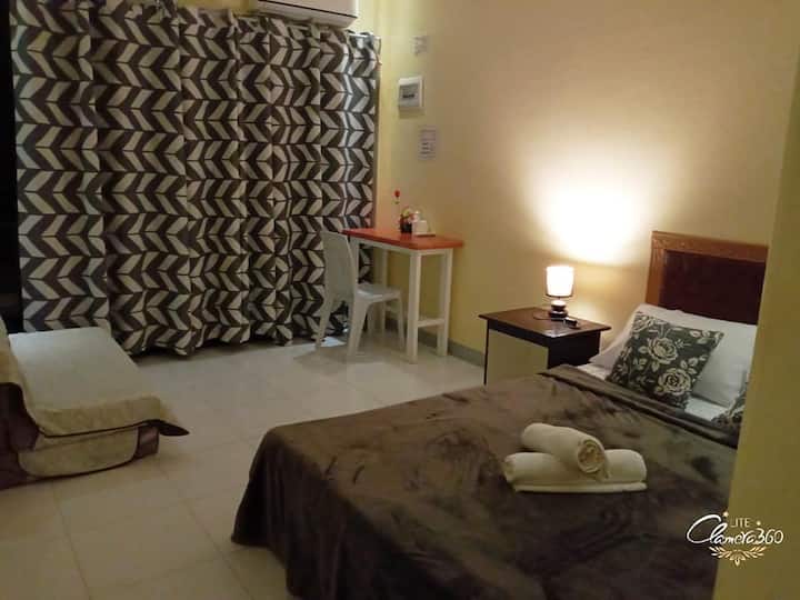 Anglers Hub Resort Double Room With Balcony. - Oslob