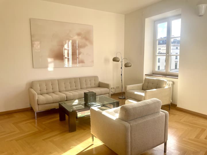 Your Dream Apartment In Historical Landmark - Munich