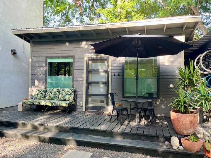 Backyard Artist Studio In East Austin Hot/cold Tub - Crestview - Austin