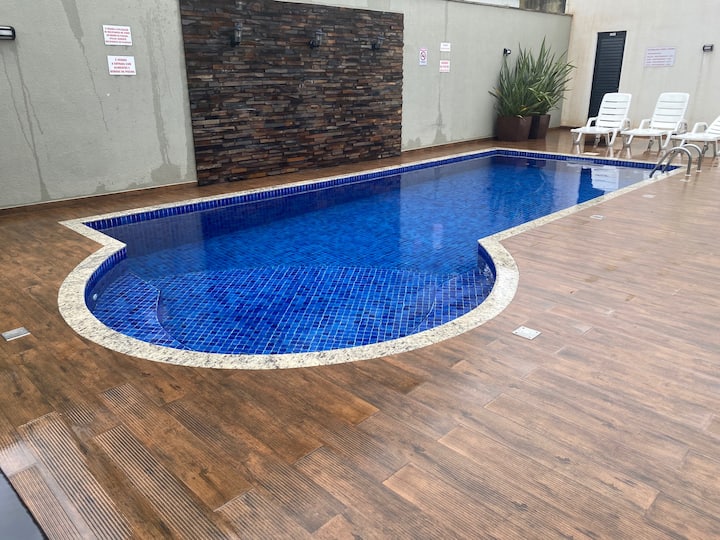 Novo, Centralizado, Com Piscina Em Bombas - Bombinhas