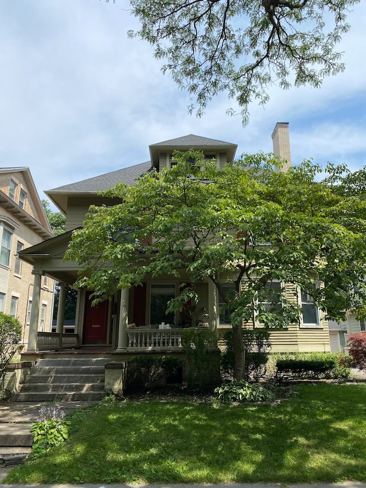 Cute Apartment, Amazing  Location - Rochester, NY