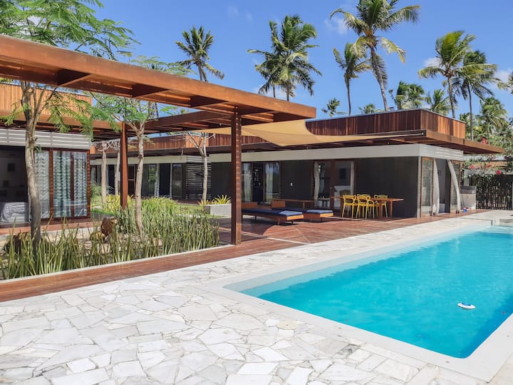 Villa Kaze: Pool, Zen Garden & 4br Tropical Oasis - São Miguel do Gostoso
