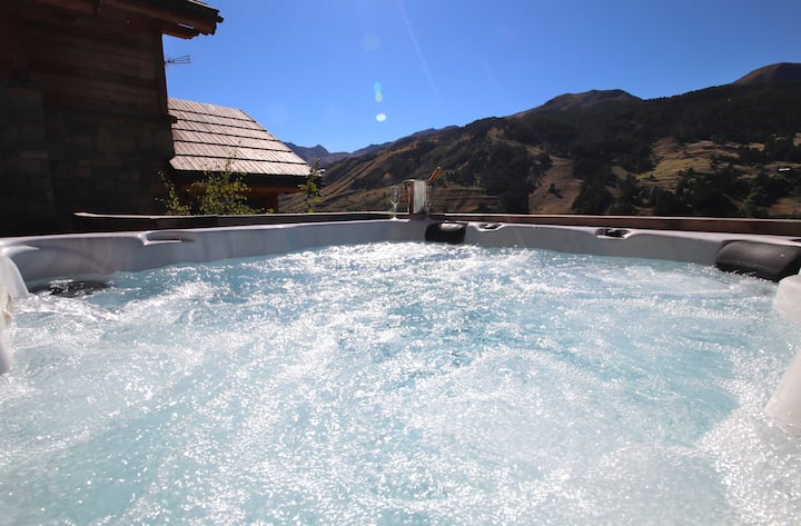 Chalet Vue Pistes De Ski, Jacuzzi, Salle De Cinéma - Risoul