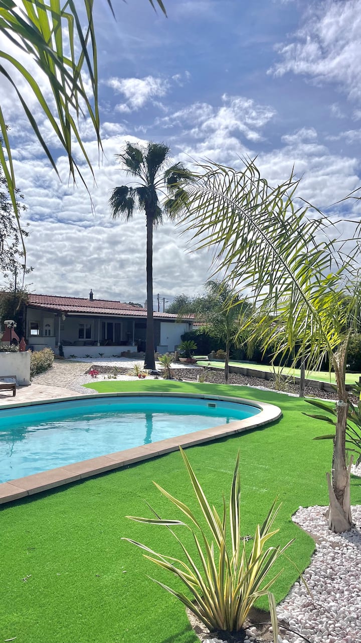 Private Villa Just Outside Of Quinta Do Lago. - Almancil