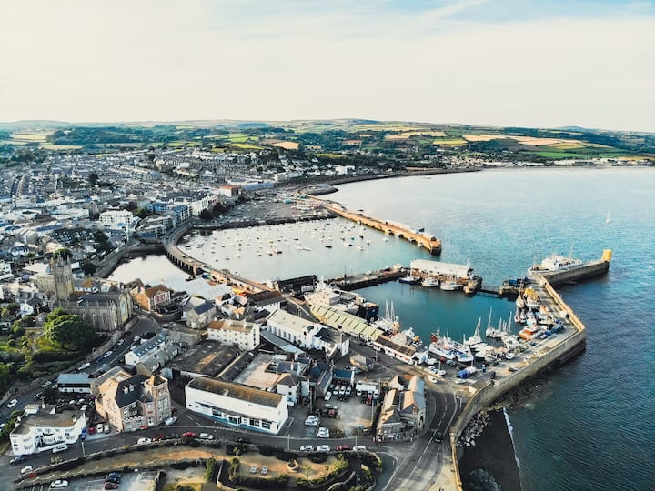 Quietly Located Loft Space - Penzance