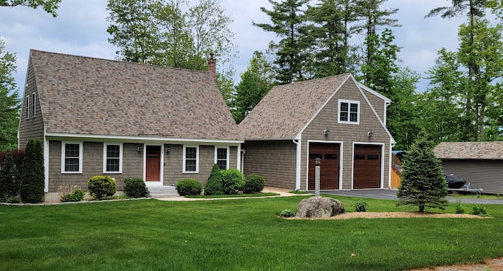 Steps From Lake Winnipesaukee-boat, Hike,  Relax - New Hampshire (State)