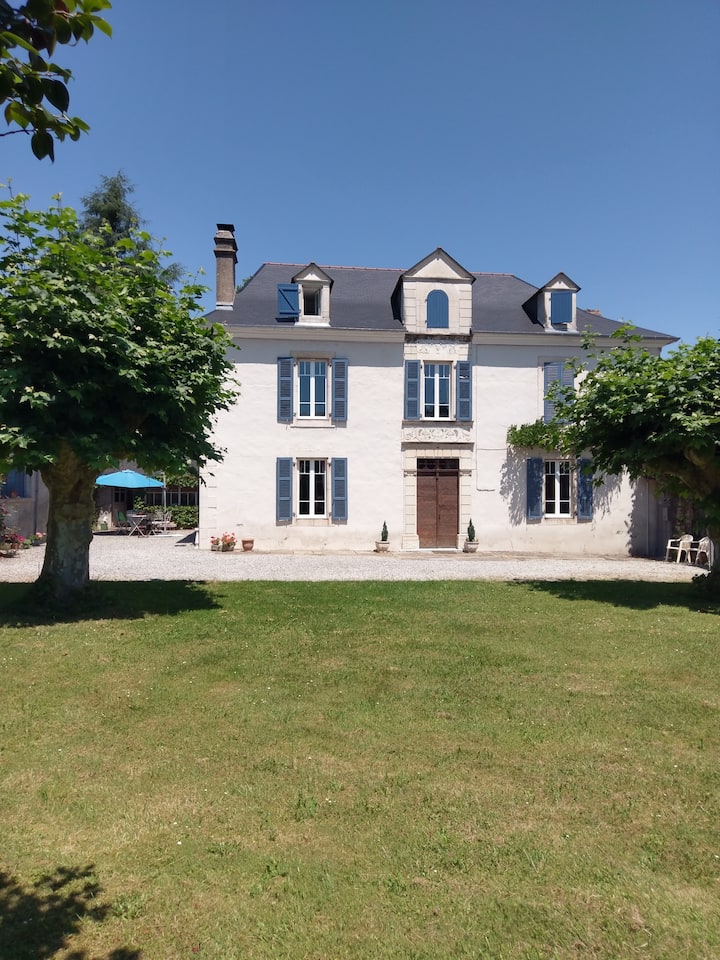 Chambre Familiale Sous Les Toits - Argelès-Gazost