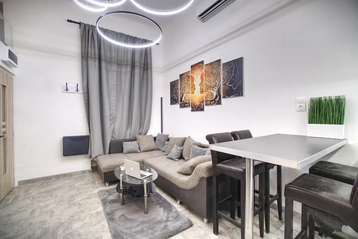 Freshly Renovated Ap In The City Centre - Budapeszt