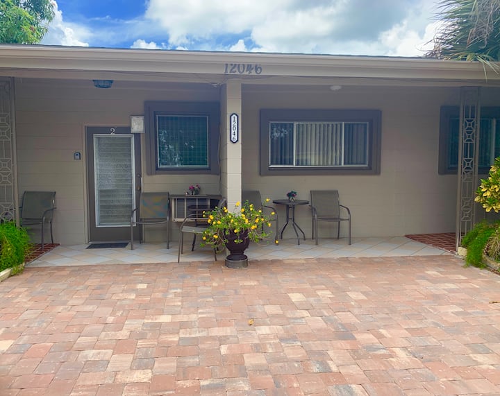 Warm Mineral Springs Modern Waterfront Studio - North Port, FL