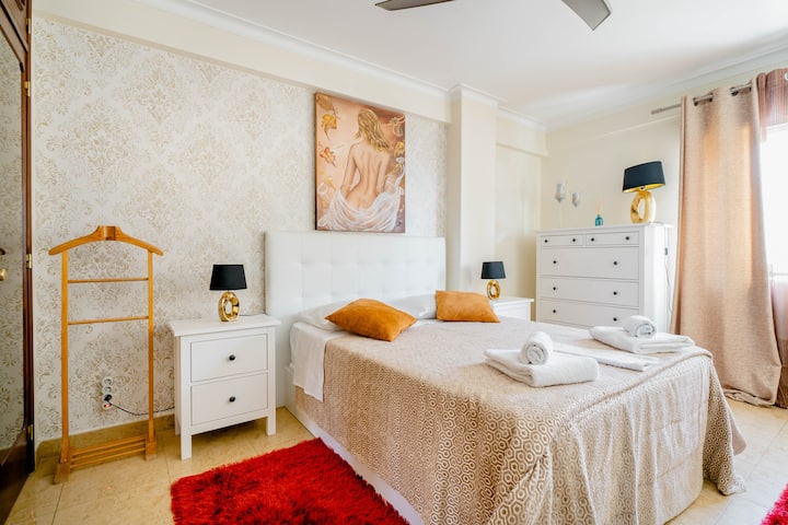 Soft Colour Bedroom (With Ac) - Faro
