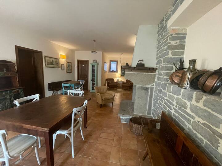 Bed & Breakfast Tra Gubbio E Urbino Con Piscina - Marche