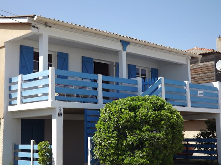 Popular ! Typical Comfortable Chalet, Beach 150m Away, Wifi, Garage And Parking - Gruissan