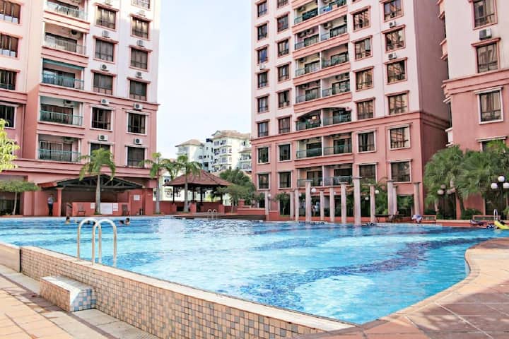Marina Court 3br Unit. City+sea View @ City Center - Kota Kinabalu