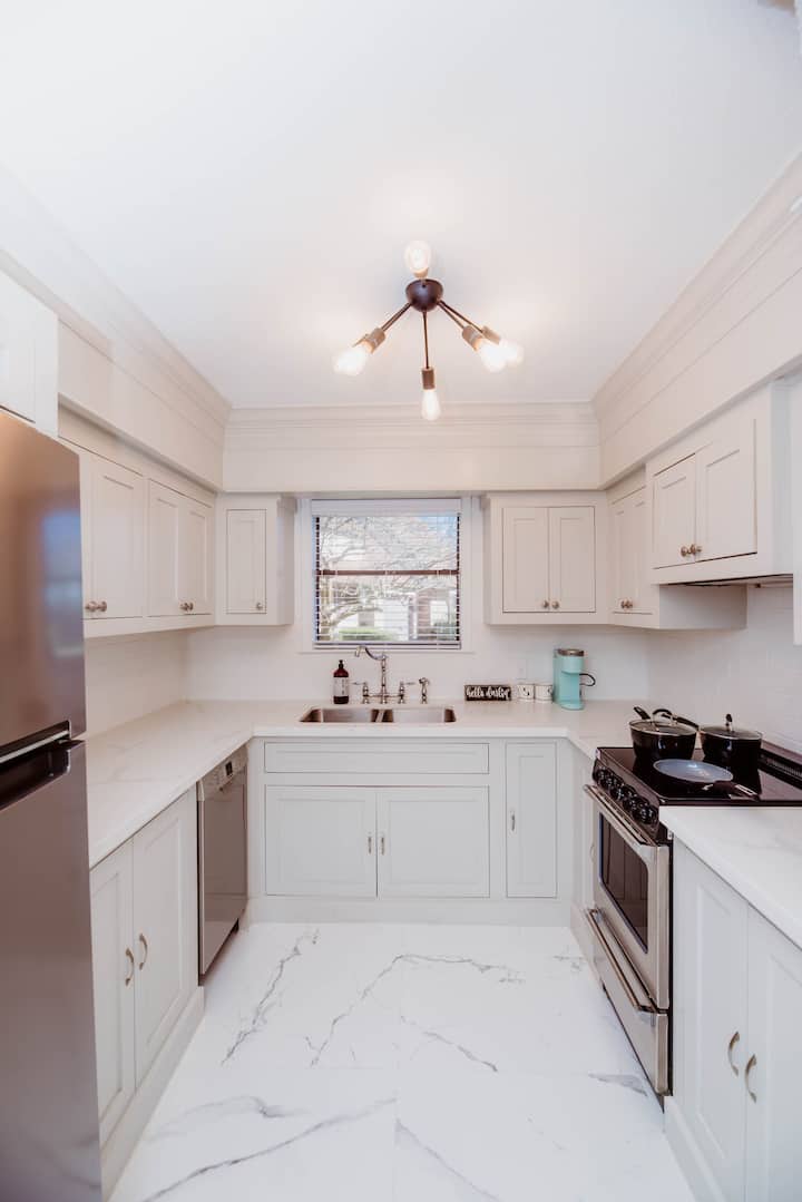 The Leroy - Port Arthur, TX