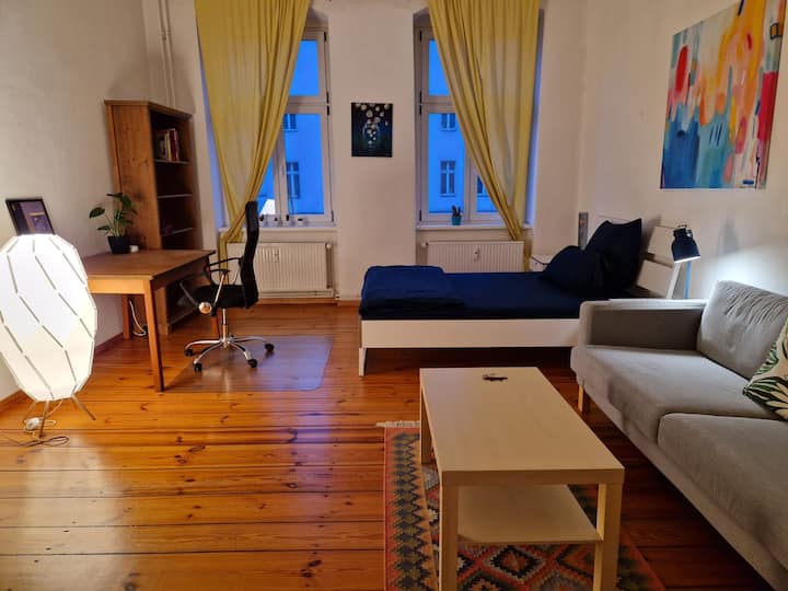 Spacious & Sunny Apt | Pren. Berg | Near Mauerpark - Berlin