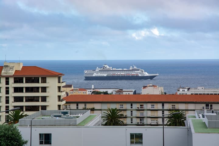 Vizinha’s Hubby’s Apartment - Azores