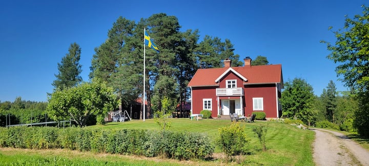 Idyllisk Gård I Silfors, Alfta. - Edsbyn