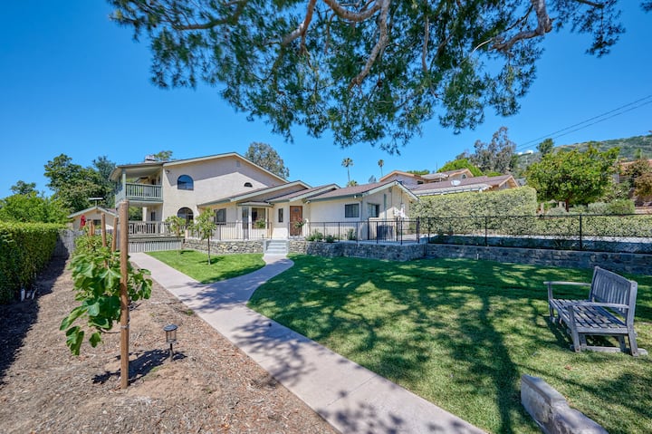 Lori Lane Weekend Getaway- Remodeled 2022 - Camarillo, CA