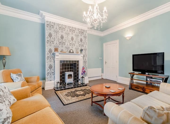 Close To Beach, Spa & Open Air Theatre, No Pets - Scarborough