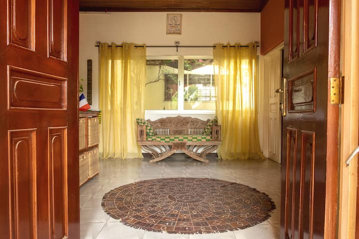 Bohemian Garden Home - Ensuite Room C - Accra