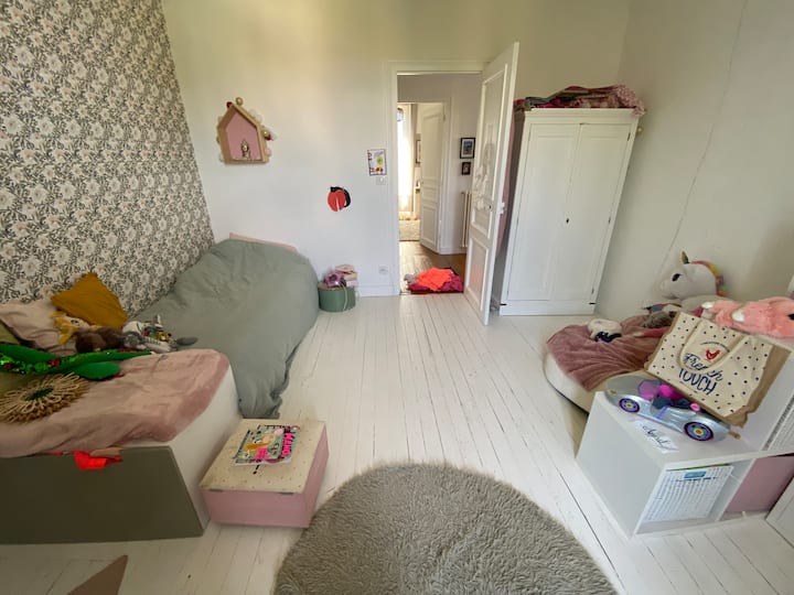 Maison Familiale- Paris, Jo 2024, Disney - Savigny-le-Temple