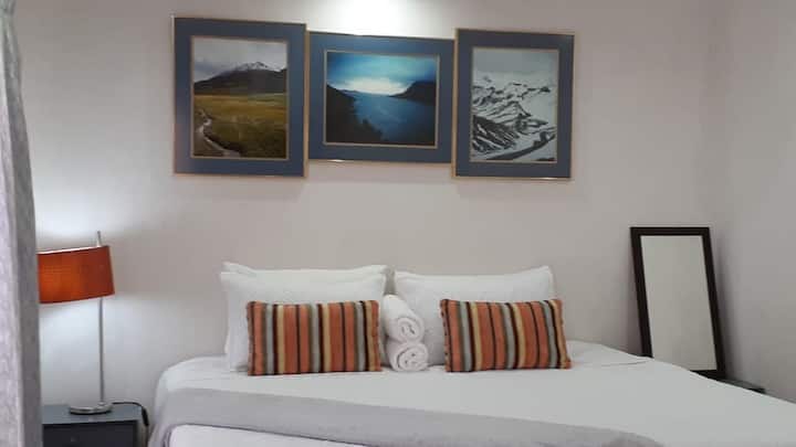 "Russell's Rest Rooms - Soweto