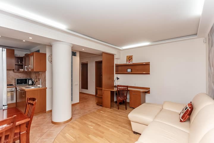 Ex Kgb Building, Diplomatic Center, Smart Tv 55" - Chișinău