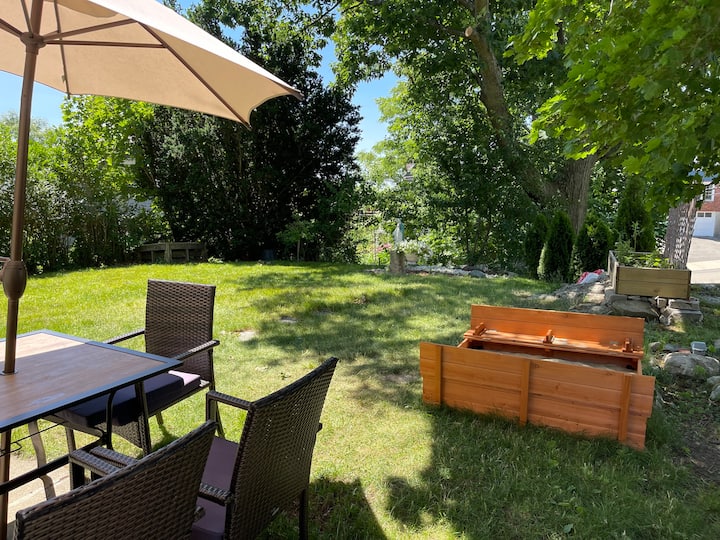 Family-friendly Home: Garden, Art, Convenience - Cambridge, MA
