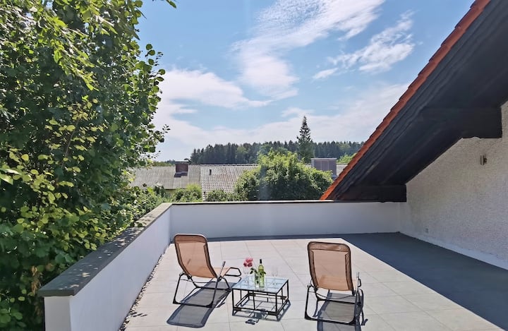 House Near Landshut. 170 M2 For Up To 6 Guests. - Landshut