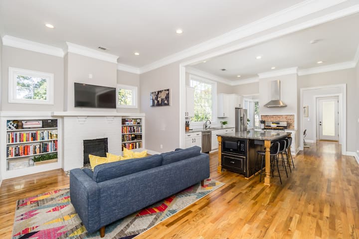 Awesome Downtown Atlanta Designer Home - Atlanta, GA
