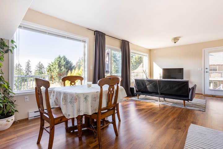 Country Stay Stand-alone House - Maple Ridge