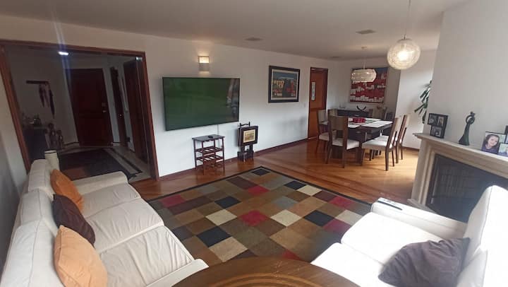 4br+studio, Location, Private Park, View! - Colombia