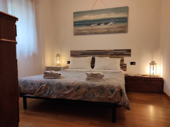 Camera, Bagno E Mini Cucina Privati In R&b - Casalecchio di Reno