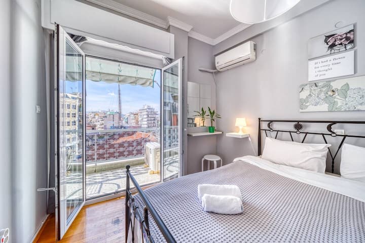 House At The Center Of Athens,20 Meters From Metro - Athens