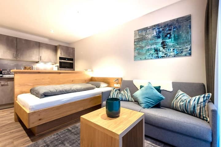 Traumhaftes Deluxe Apartment Mit Terrasse & Wlan - Landshut