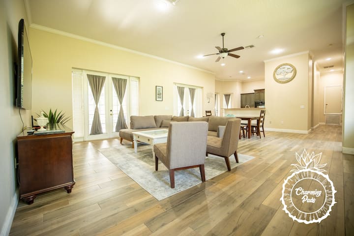 Oviedo Charmer - Heated Pool - Close To Everything - Oviedo, FL