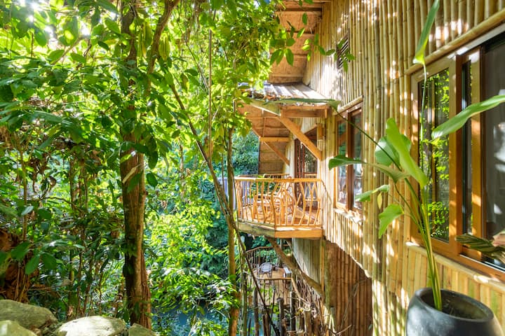 Treehouse De Valentine - Treehouses for Rent in Balamban, Central ...