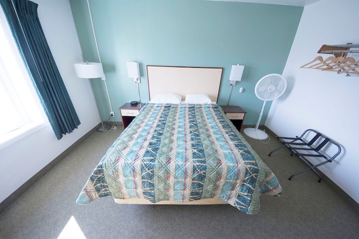 Rewak Studios Extended Stay - 103 - Fairbanks, AK