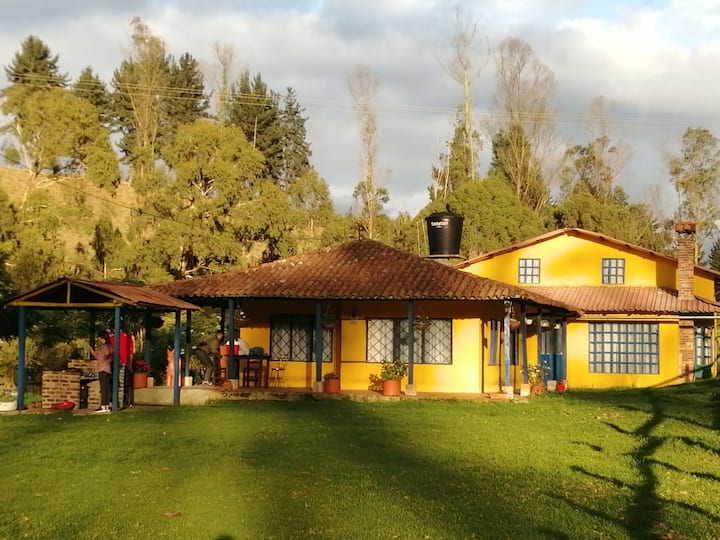 Casa Campestre Finca El Paraíso - Facatativá