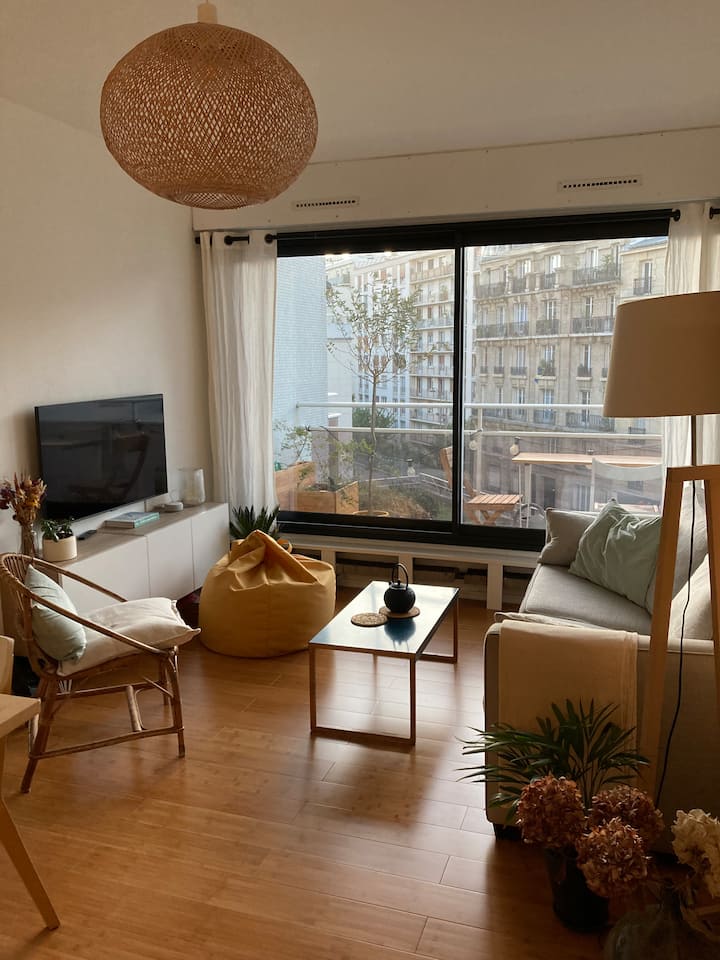Appartement Lumineux Avec Balcon - Paris